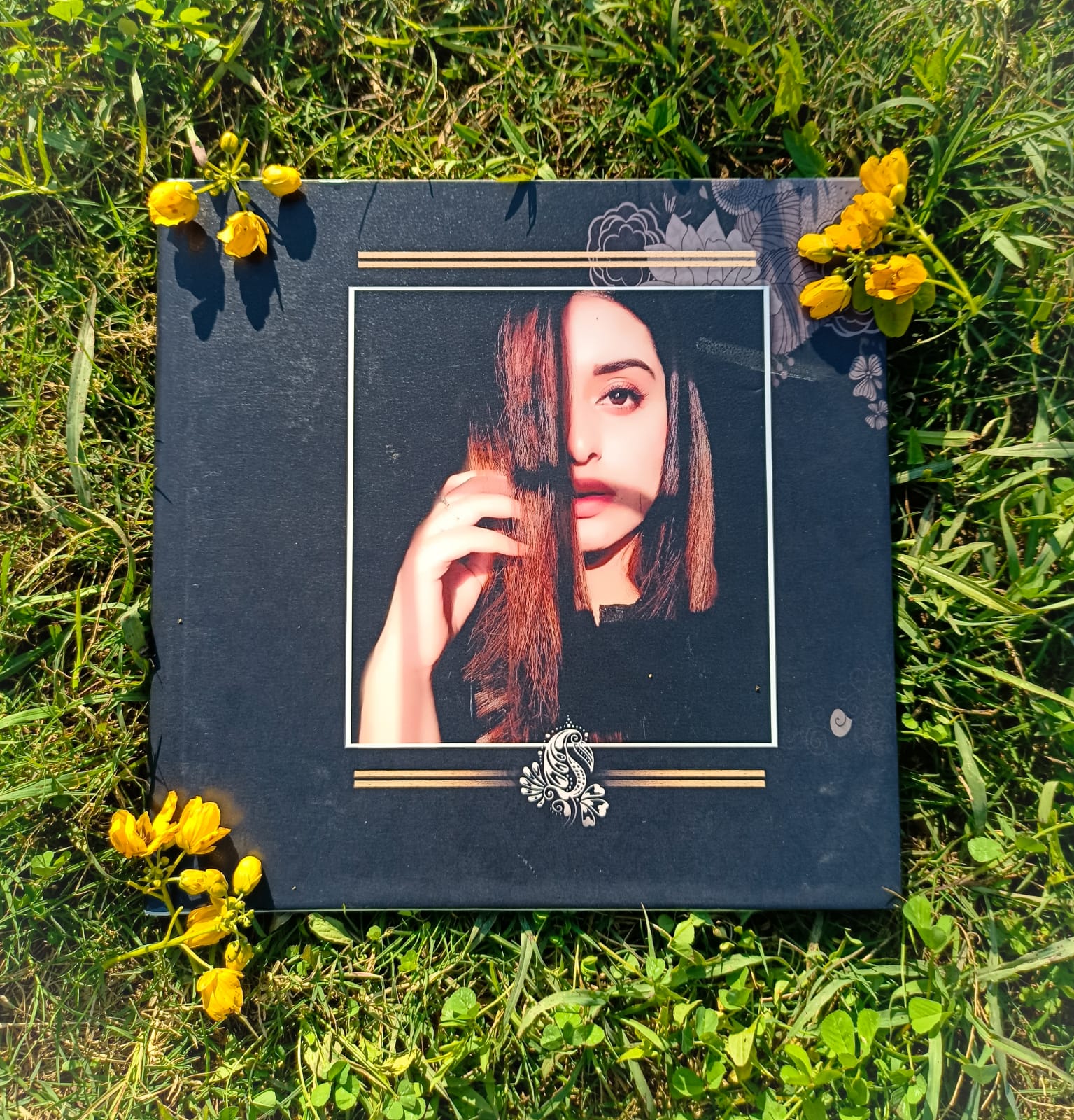 Customized Square Album - SnapZoom.pk